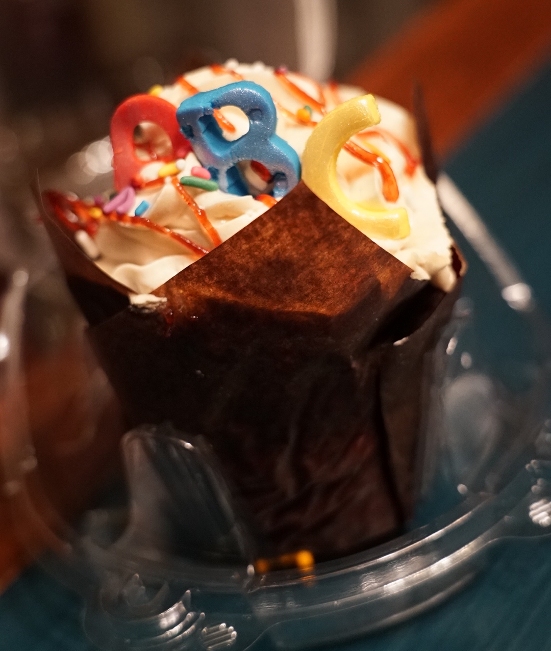 roaring fork abc cupcake sandwich french toast_1 - WDW News Today
