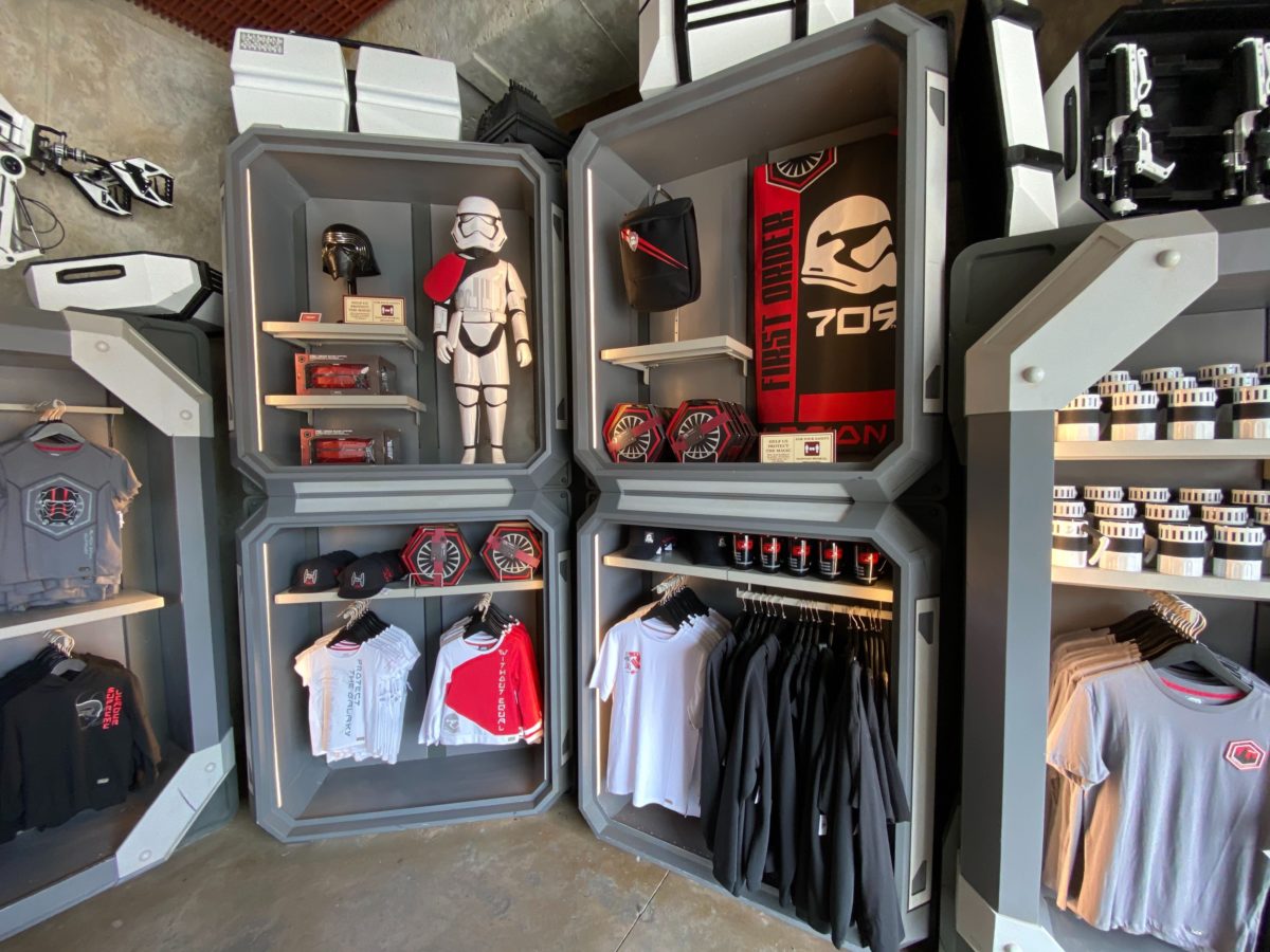 first order cargo reopens star wars galaxy's edge disney's hollywood ...