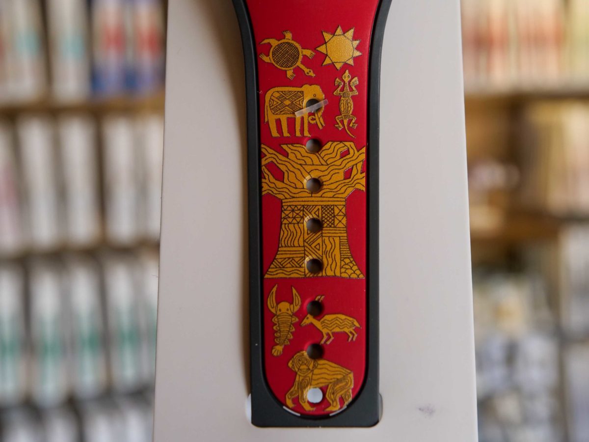 the lion king timon and pumba magicbands (1) - WDW News Today