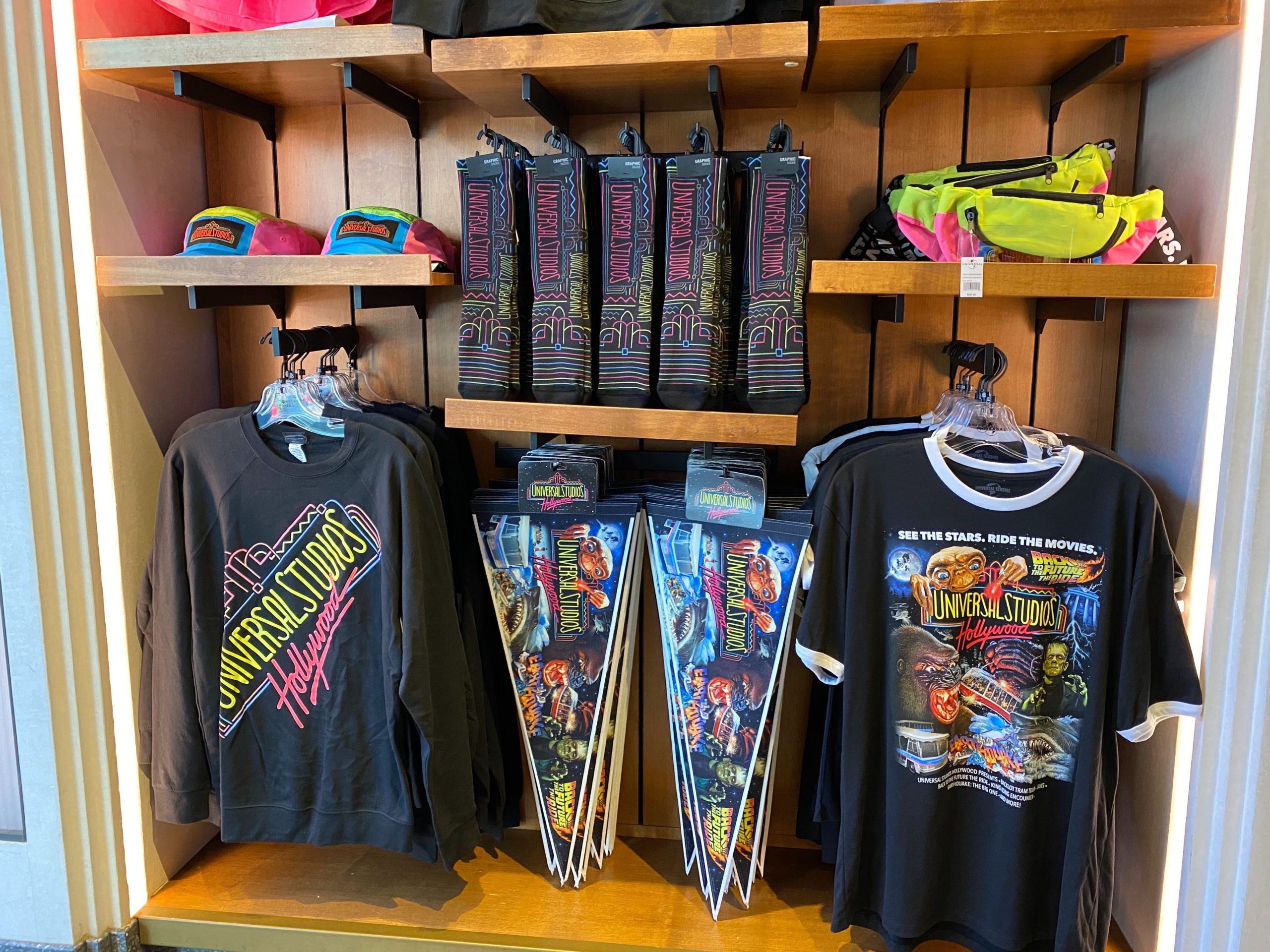 universal studios hollywood retro merchandise studio store citywalk ...