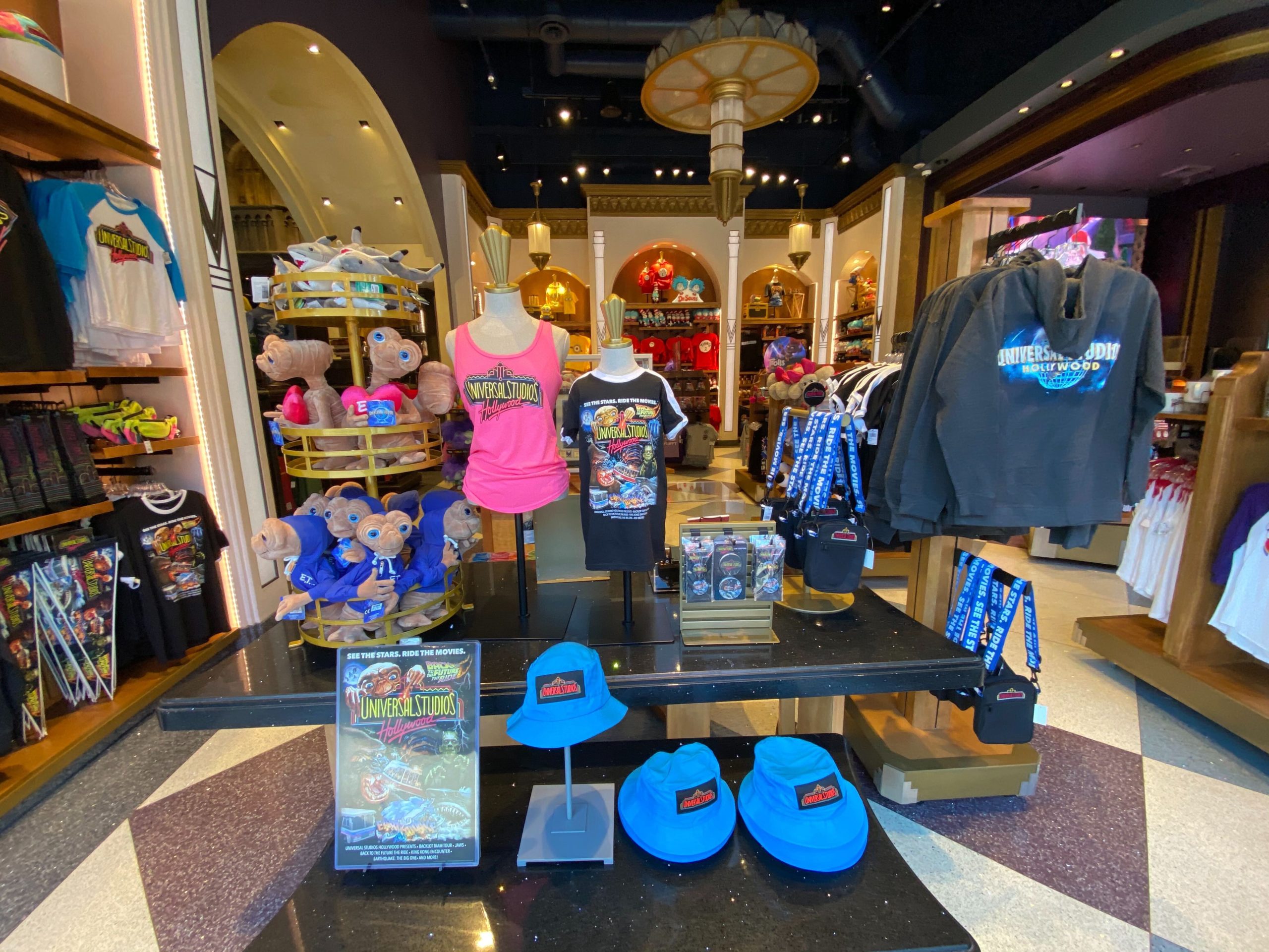 universal studios hollywood retro merchandise studio store citywalk ...
