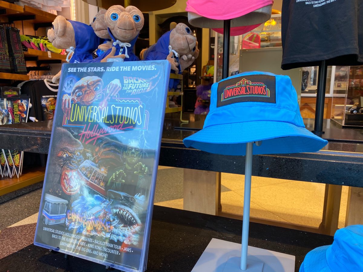 universal studios hollywood retro merchandise studio store citywalk ...