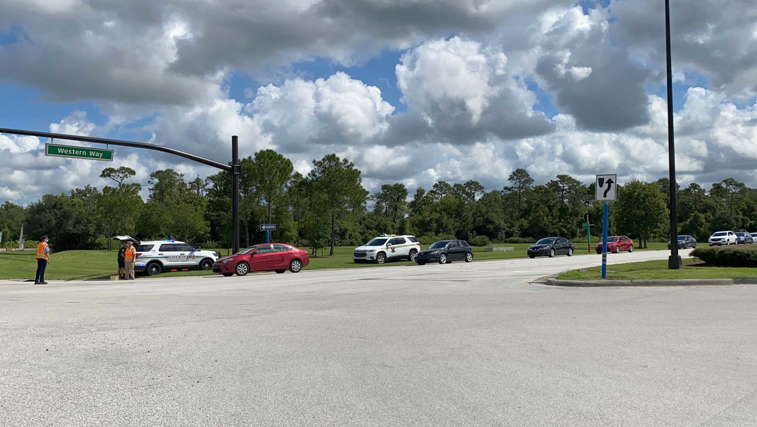 cast connection reopens car traffic line walt disney world 2 - WDW News ...