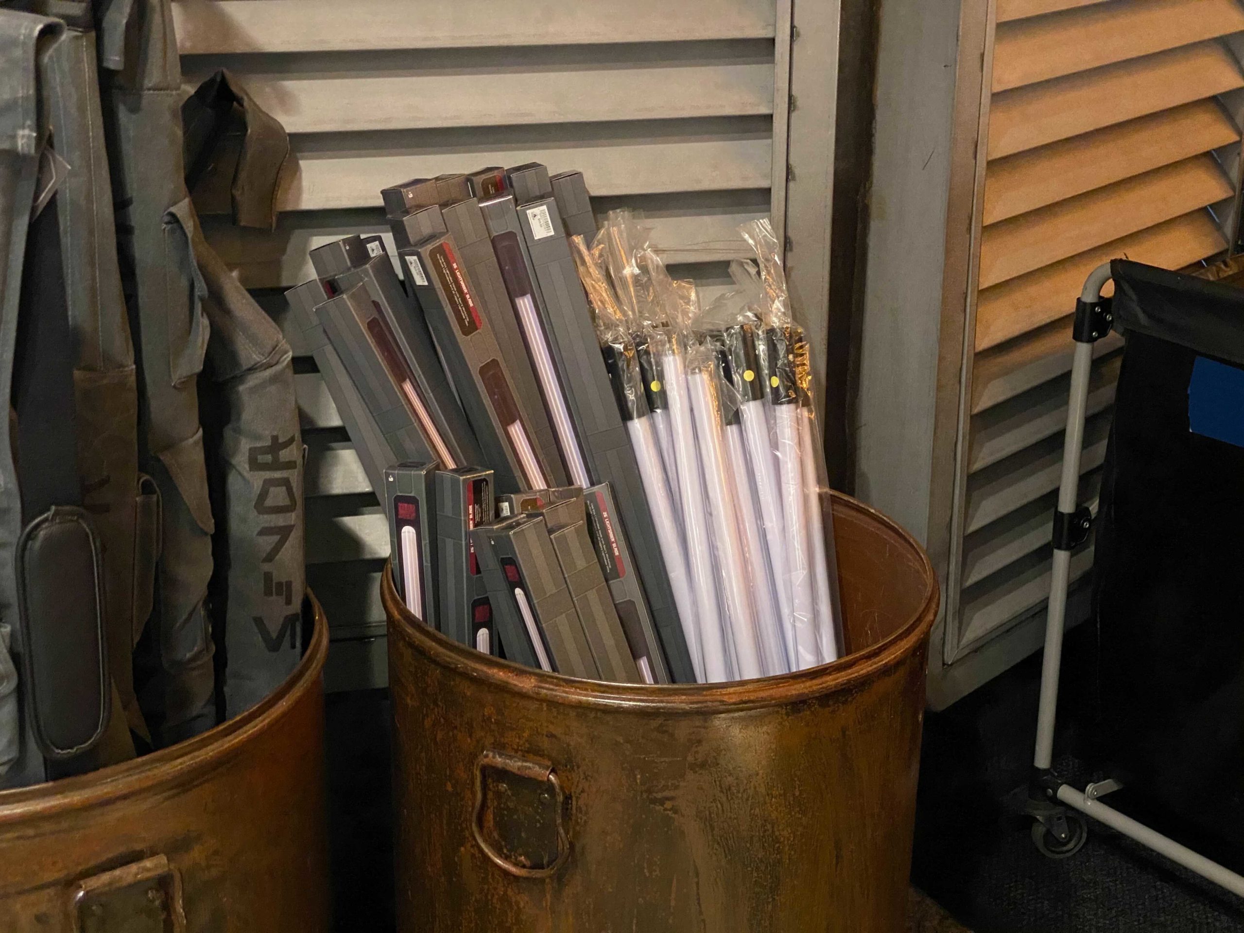 dok ondar's lightsaber blade sale galaxy's edge 2 - WDW News Today