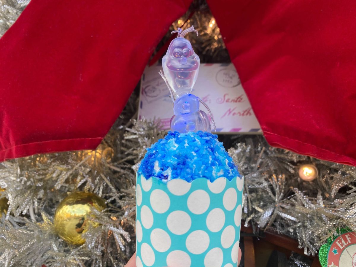 olaf snow flurry cupcake 2 - WDW News Today