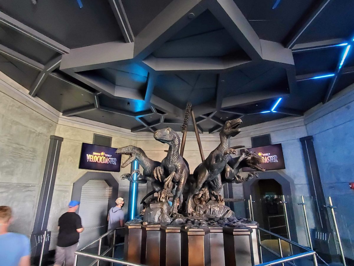 PHOTOS, VIDEO: Animatronic Raptors, Coaster Trains Getting Chased, and ...