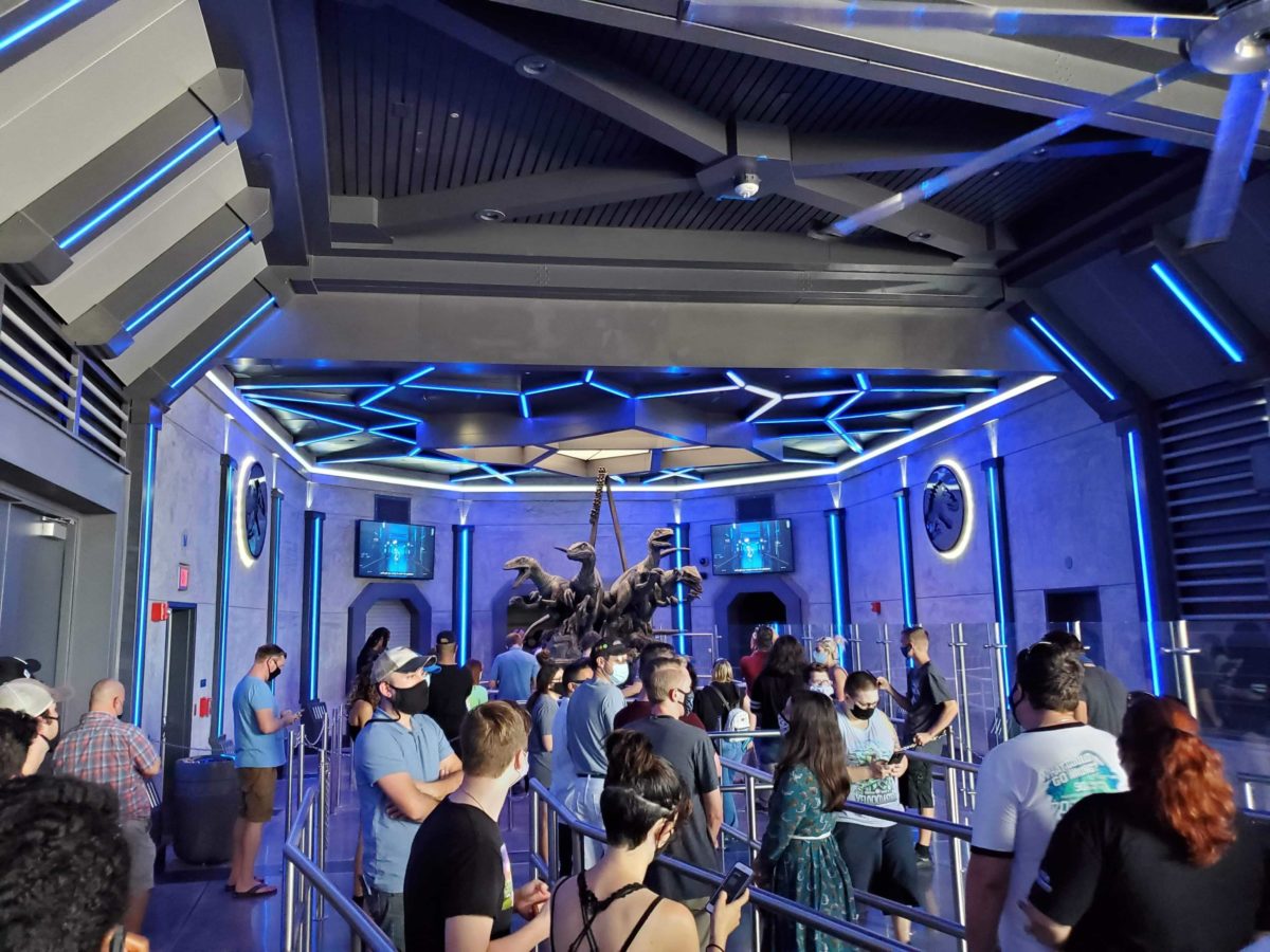 PHOTOS, VIDEO: Animatronic Raptors, Coaster Trains Getting Chased, and ...