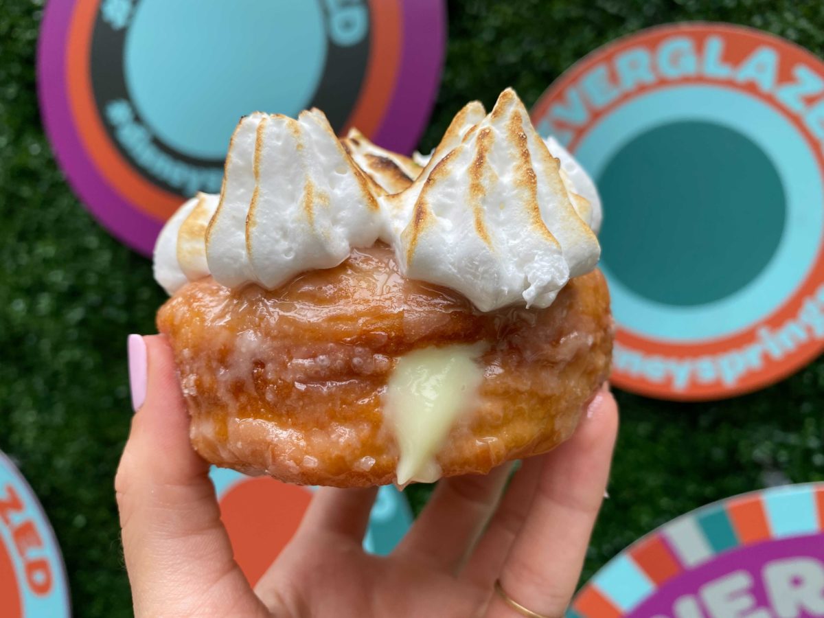 REVIEW: New Limited Time "Flavors of Florida" Key Lime Pie Donut ...