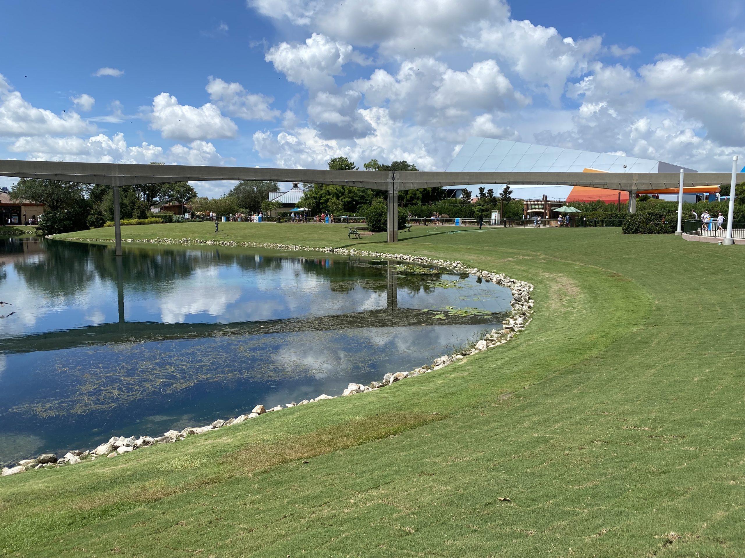 PHOTO REPORT: EPCOT 8/2/21 (More Plots for 'Fab 50' Statues, Tall Palm ...