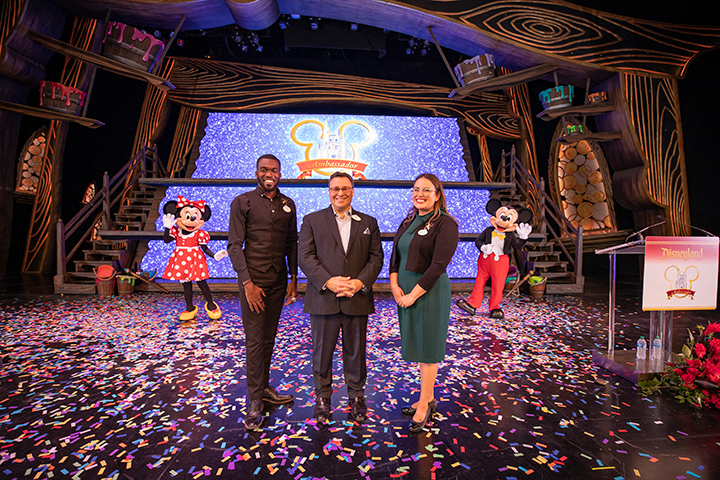 PHOTOS, VIDEO: Disneyland Introduces the Next Resort Ambassador Team ...