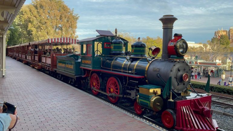 PHOTOS, VIDEO: Original Opening Day Steam Engine E.P. Ripley Returns to ...