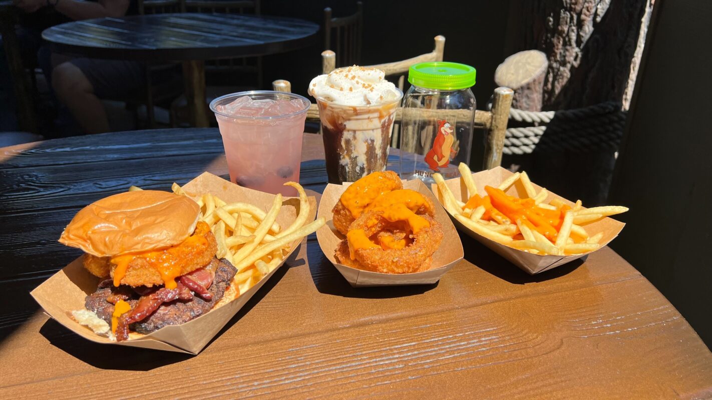 REVIEW: New Red Pepper Cheese Fries & Onion Rings, Pumpkin Churro ...