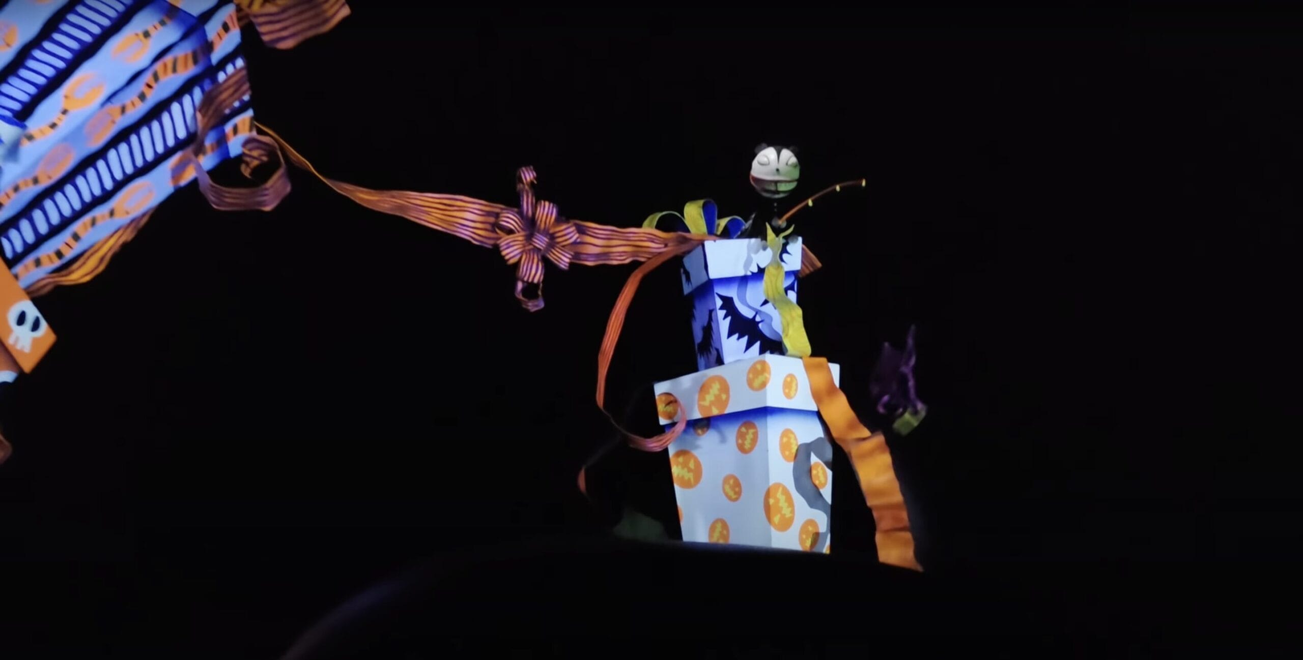 Haunted Mansion Holiday Opens for Halloween 2025 With Improved Oogie ...