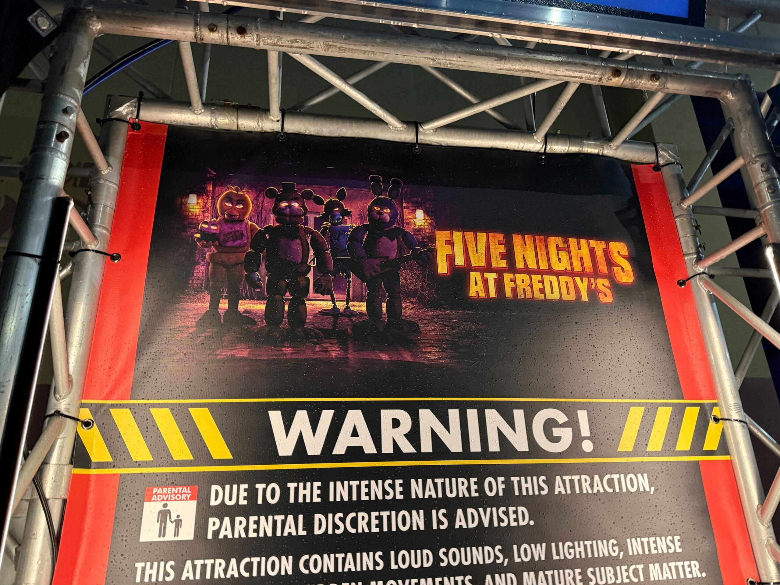 We Were Genuinely Afraid in the Five Nights at Freddy’s House at ...