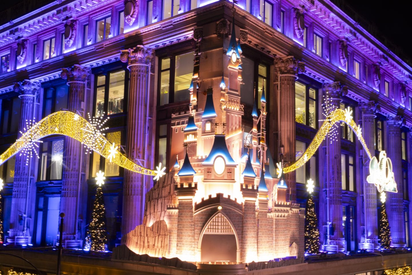 Disney & Selfridges Unveil Disneyland Paris Castle, Nighttime Show - WDW News Today