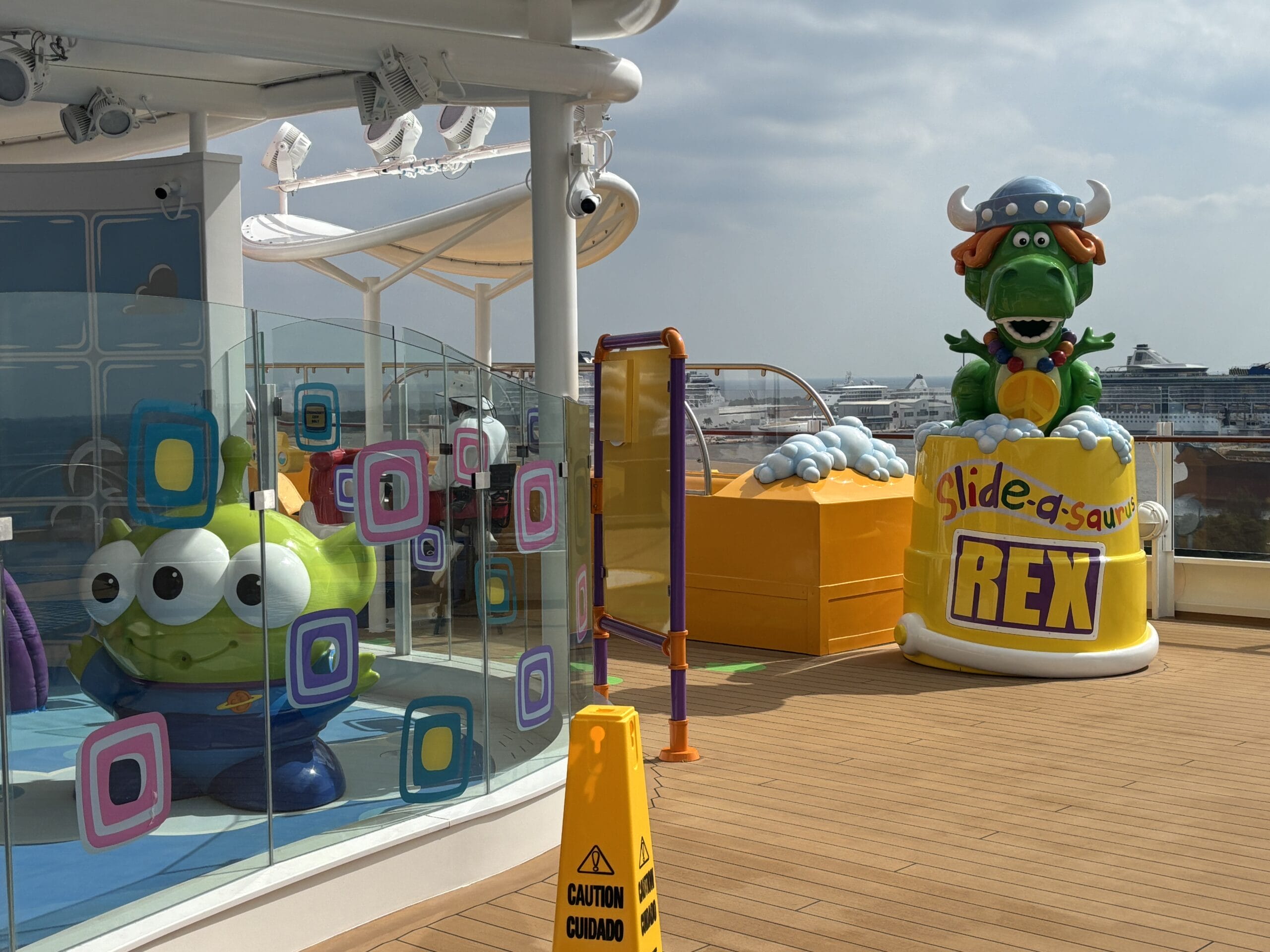 FULL TOUR: Explore the Pools and the Toy Story Splash Zone Aboard the ...