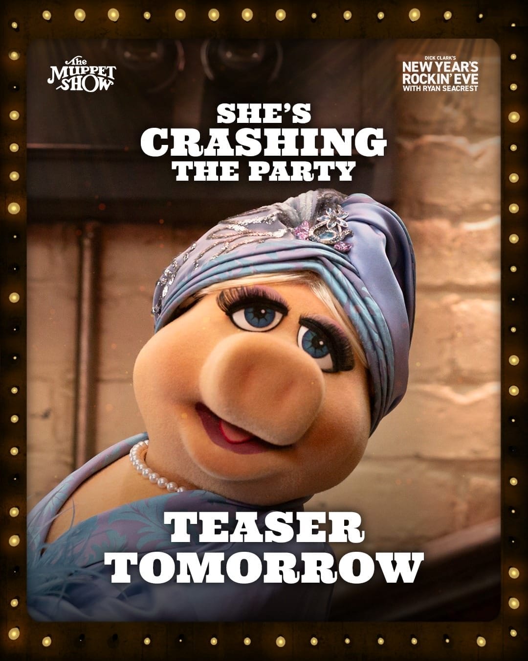 Fozzie Bear and Bean Bunny Wish Us Happy "New Bear's Eve" in New ...