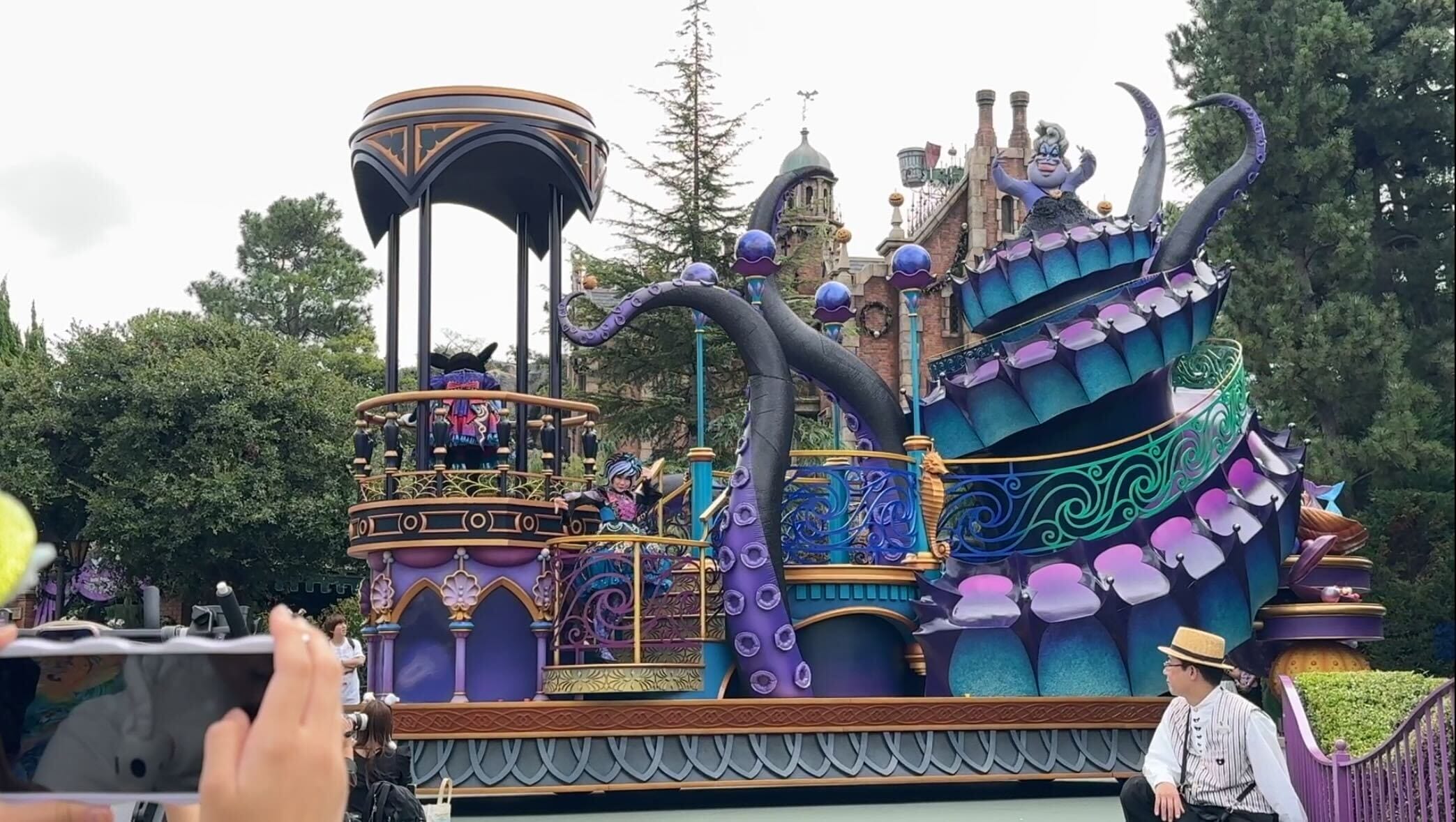 Disney Starlight Parade, Universal Horror Unleashed, and More Nominated ...