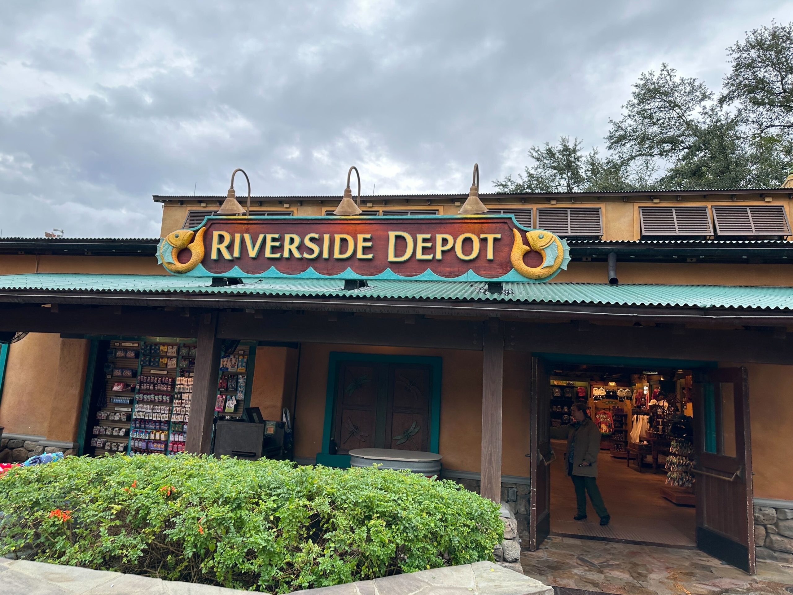 Character Signatures Tumbler Now Available at Disney World - WDW News Today